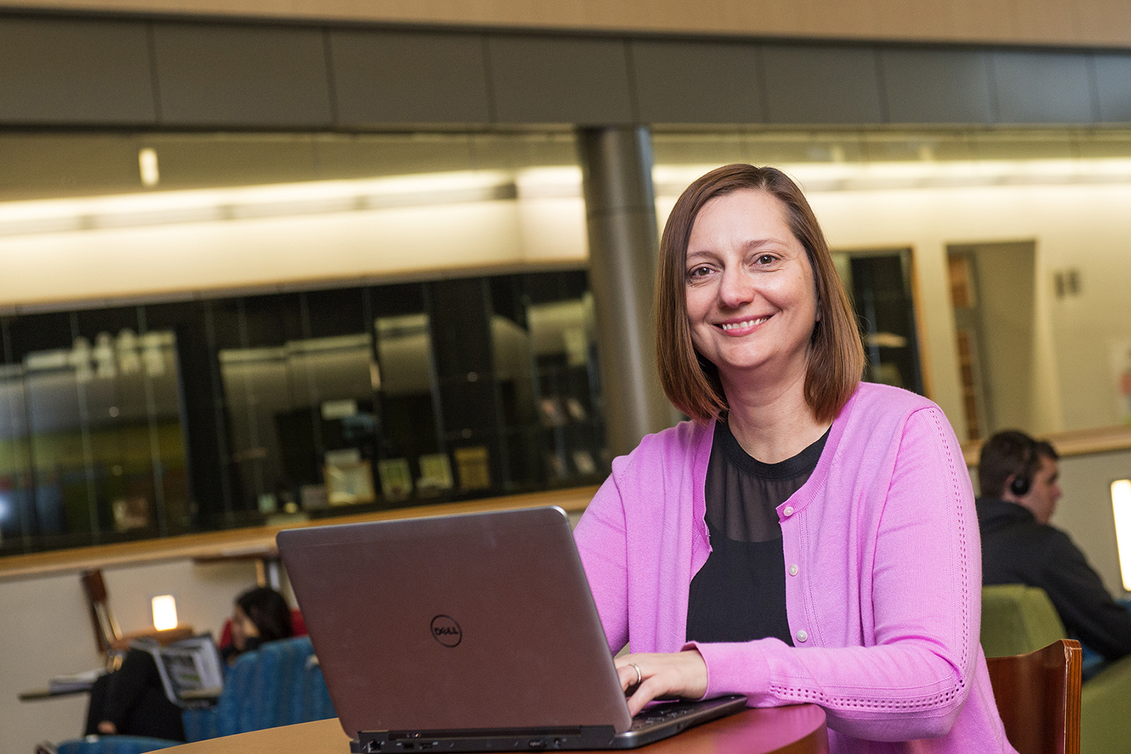 Nelson steps up to challenges to earn MBA - University of Southern Indiana