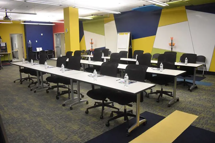 Reserve a Room - University of Southern Indiana